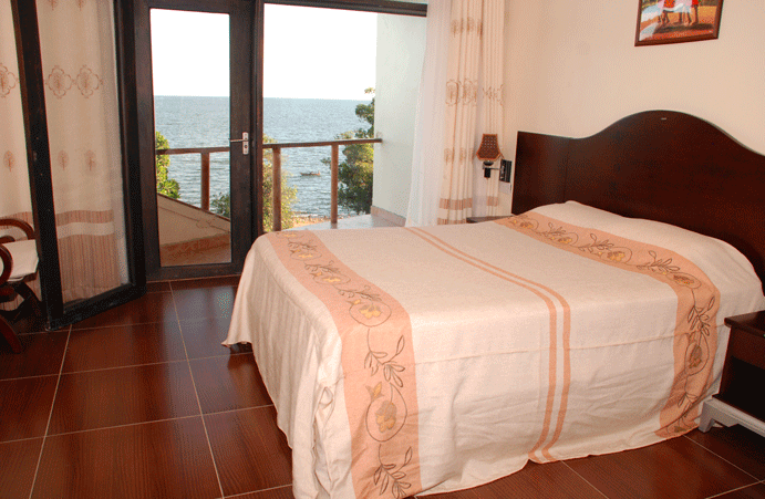 Garuga Resort Beach Hotel - African wilderness tours